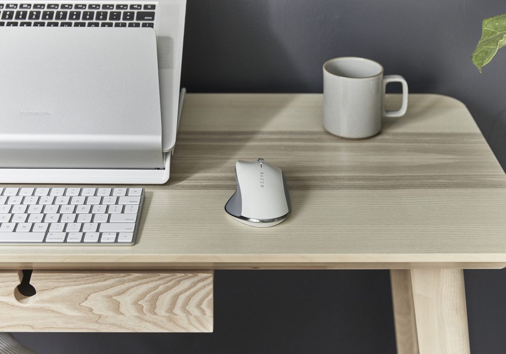 Guide to Ergonomic Monitor, Keyboard, and Mouse for Worksetup