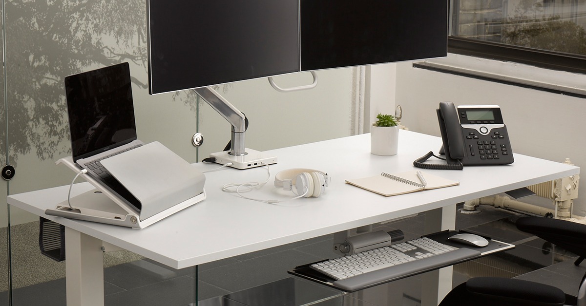 Guide to Ergonomic Monitor, Keyboard, and Mouse for Worksetup